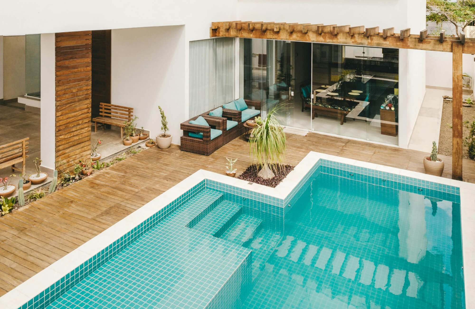 How Much Does Pool Tiling Cost?